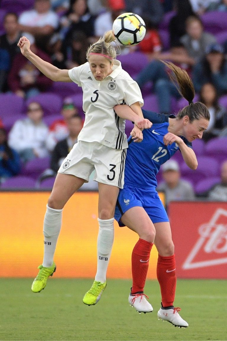Ketteniser Fußballerin Kathrin Hendrich wechselt zum FC Bayern München ...
