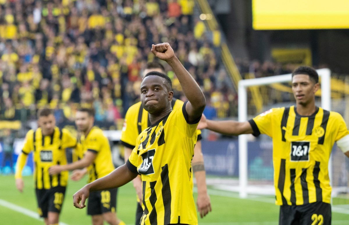 BVB besänftigt Kritiker mit 5:0-Sieg gegen Stuttgart - Auch Bayern ...