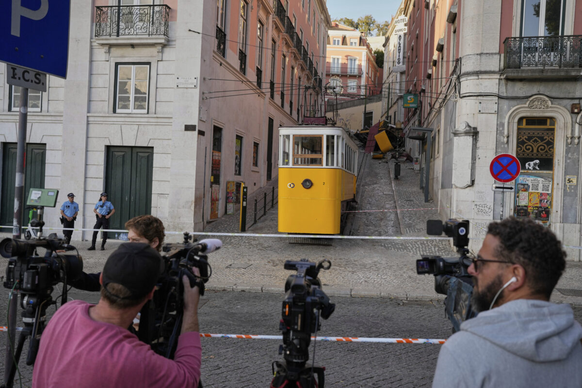 Portugal steht nach dem Seilbahnunglück in Lissabon mit 16 Toten und ...